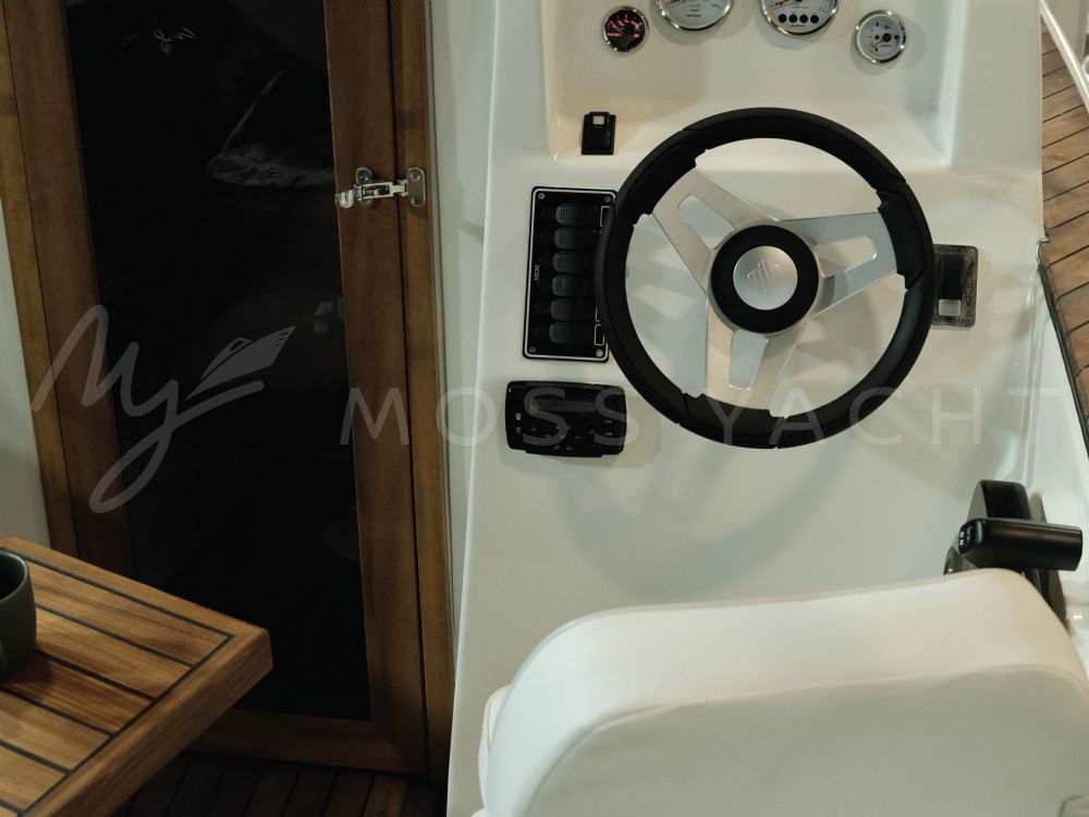 Ruby Cabin - maritimart.com